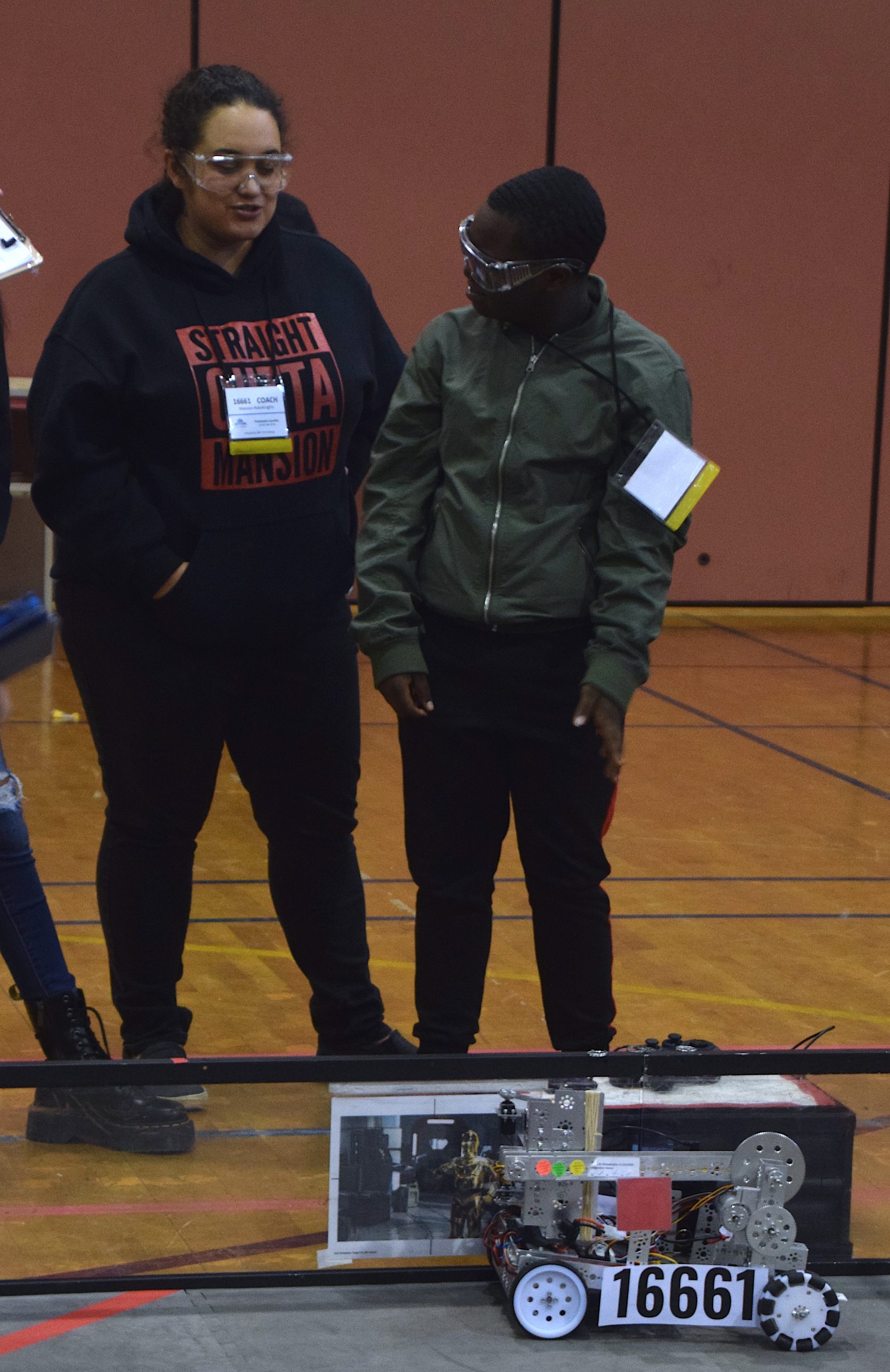 Coach Zoe Rooney wins Lindback Award – Philadelphia Robotics Coalition